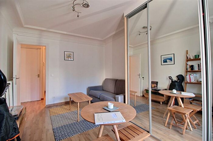 Appartement à vendre - Paris e  - 1 pièce