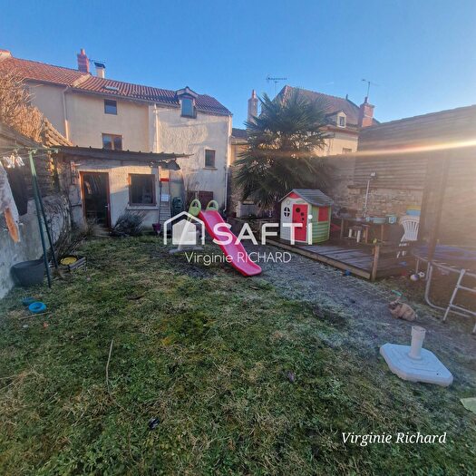 Maison 6 pièces à Aigueperse, à vendre