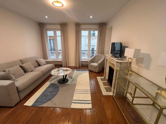 Appartement 3 pièces à Monnaie, Paris 6ème arrondissement, à louer