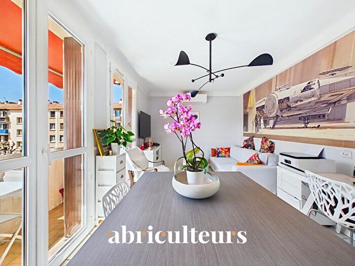 Aix-en-Provence, Val Saint-André : Appartement 4 pièces à vendre