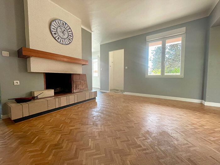 Maison 5 pièces à Chantonnay, à vendre