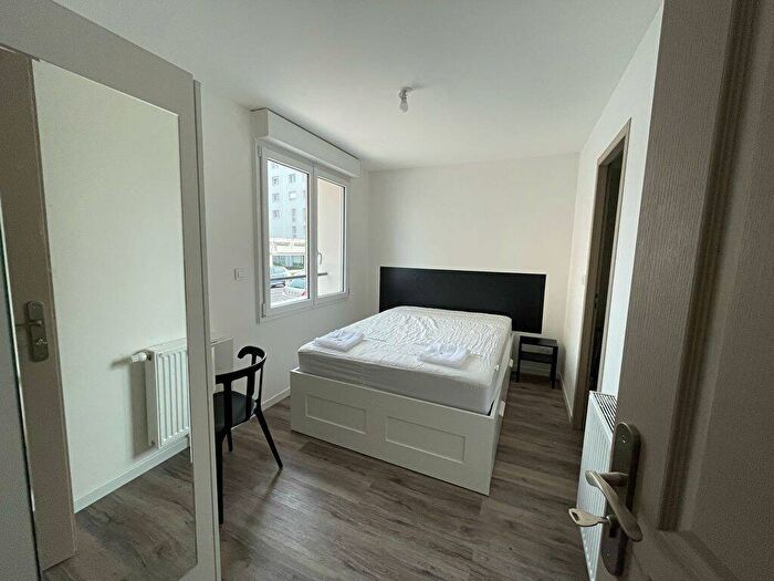 Appartement 1 pièce à louer à Calvaire-Saint Pierre