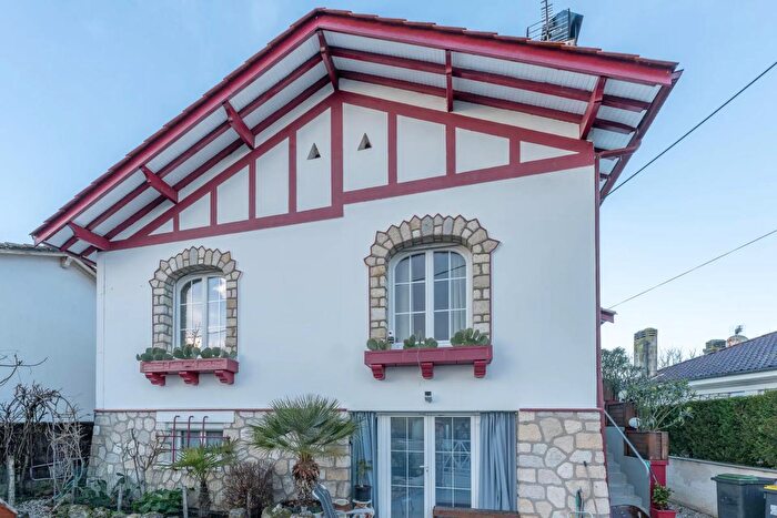 Maison à vendre - Pauillac - 6 pièces - 3 chambres