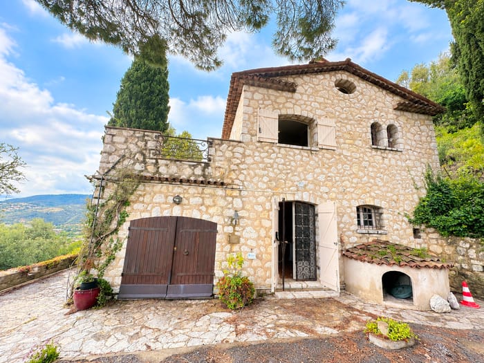 Maison 4 pièces à vendre à La Roquette-sur-Siagne