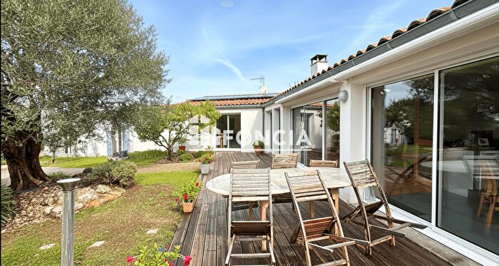 Maison à vendre - La Rochelle, Petit Marseille, Villeneuve-les-Salines - 5 pièces - 3 chambres