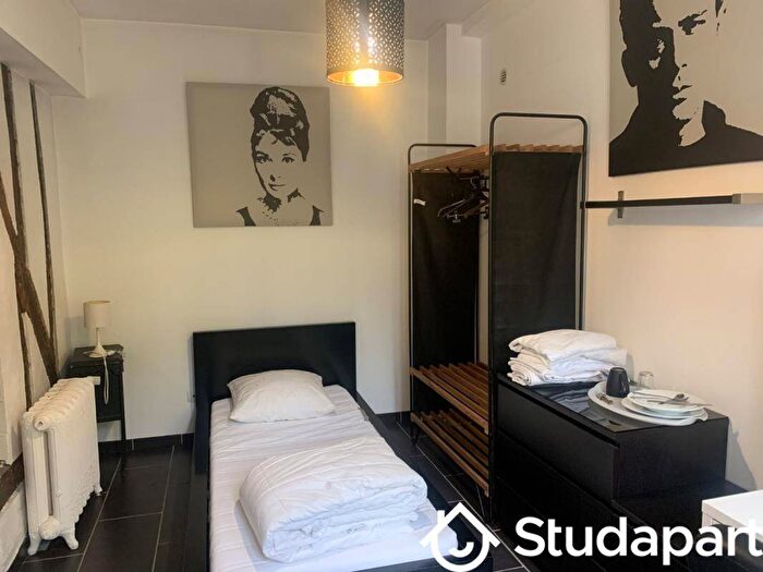 Appartement à louer - Centre Ville-Petit Margny, Compiègne - 1 pièce - 1 chambre