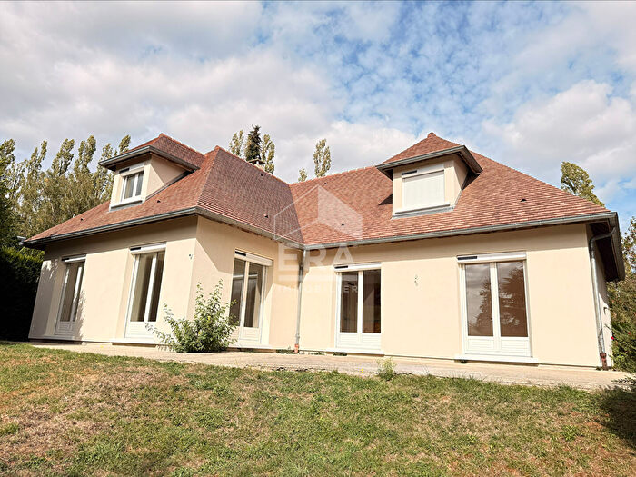 Maison 6 pièces à vendre à Crespières