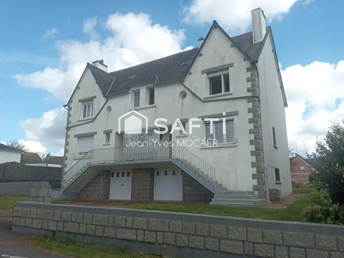 Maison 12 pièces à vendre à Brasparts