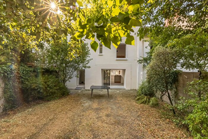 Maison 9 pièces à Nantes, Monselet, à louer