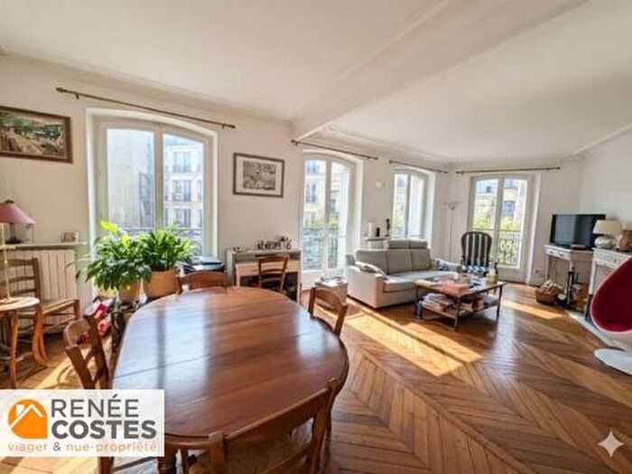 Appartement à vendre - Paris e , Montmartre, Sacré Coeur, Abbesses - 3 pièces - 2 chambres