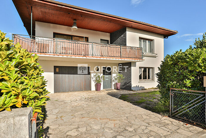 Maison à vendre - Parentis-en-Born - 7 pièces - 5 chambres