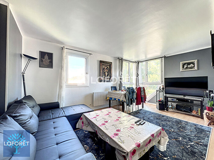 Appartement à vendre - Élancourt, Les Petits Prés - 4 pièces - 3 chambres