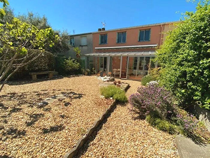 Maison à vendre - Saint-Christol-lès-Alès - 6 pièces - 4 chambres