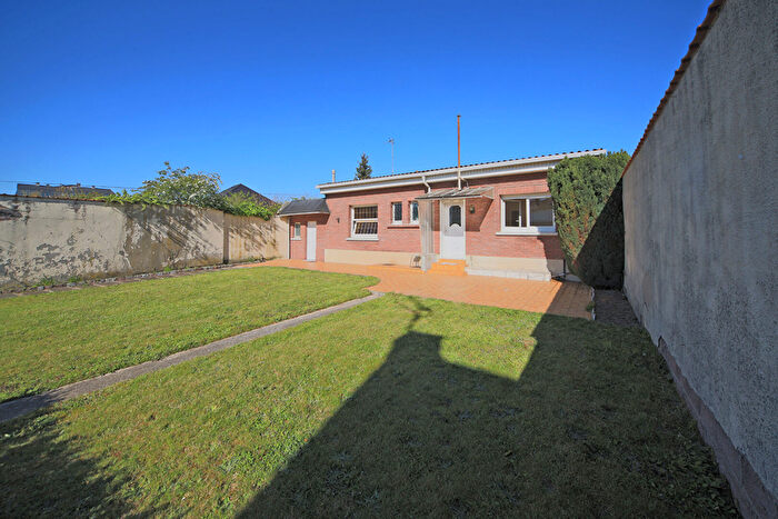 Maison à vendre - Oignies - 4 pièces - 2 chambres