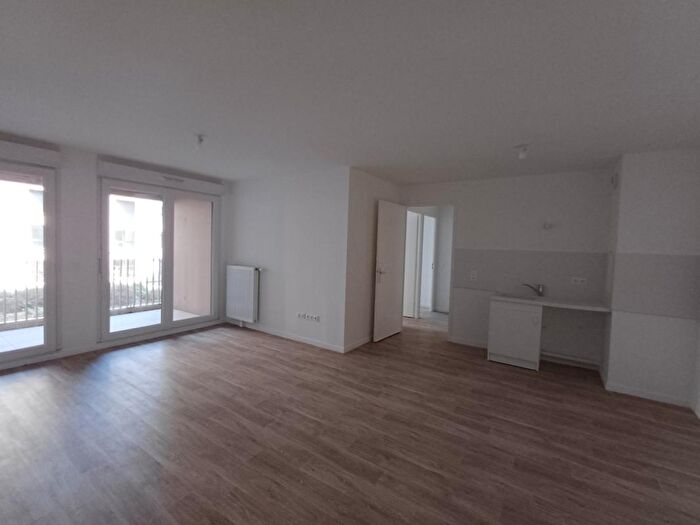 Appartement à louer - Bobigny, Centre-ville - 4 pièces - 3 chambres