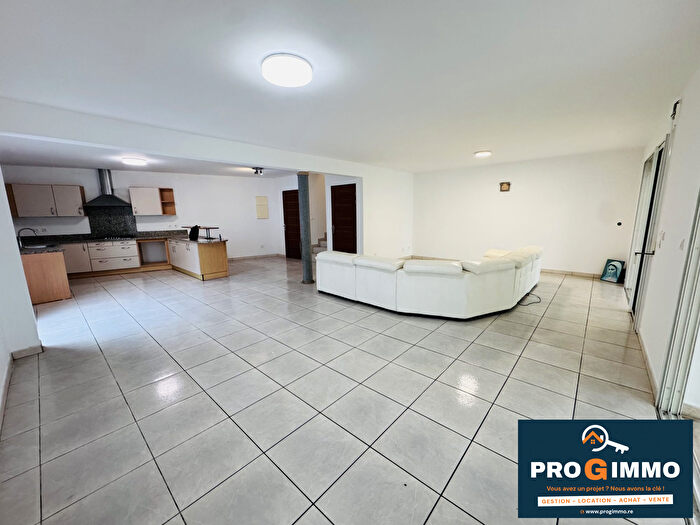 Maison à vendre - Le Tampon, Centre-ville - 5 pièces - 4 chambres