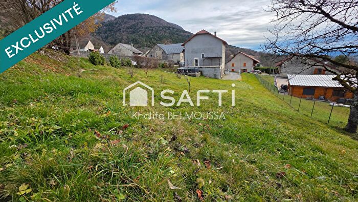 Maison à vendre - Brénaz - 10 pièces - 4 chambres