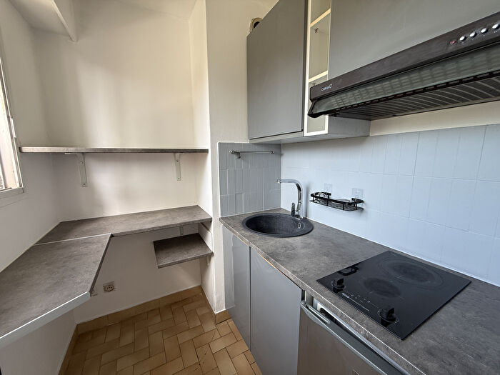 Melun, Rive de Seine, Sud - Appartement 1 pièce à vendre