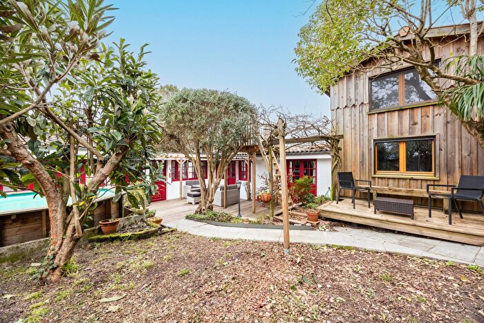 Pessac, Verthamon, Haut Biron - Maison 6 pièces à vendre