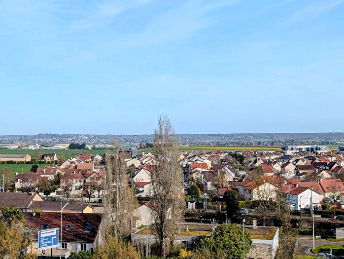 Appartement à vendre - Les Clayes-sous-Bois, Centre-ville - 3 pièces - 2 chambres