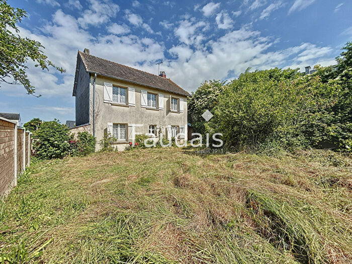 Maison à vendre - Saint-Jean-de-la-Rivière - 5 pièces - 3 chambres