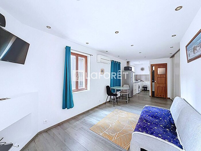 Appartement à louer - Gare, Ajaccio - 1 pièce