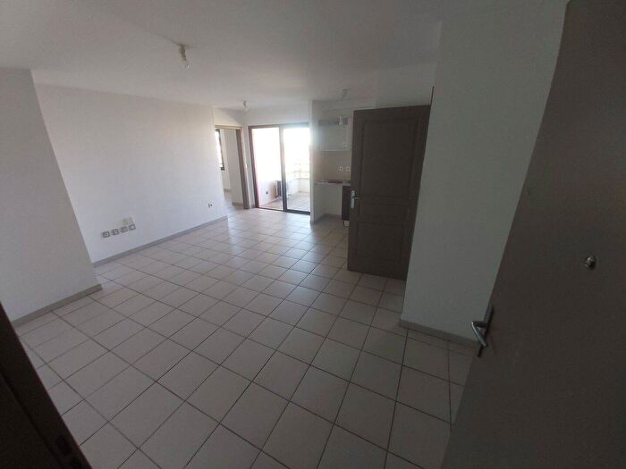 Appartement à louer - Saint-Denis - 3 pièces - 2 chambres