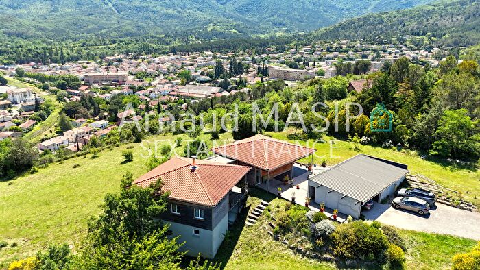 Quillan - Maison 8 pièces à vendre
