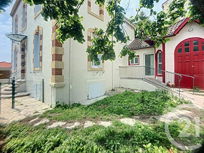 Appartement à louer - Villeneuve-sur-Lot, Sainte-Catherine - 2 pièces - 1 chambre