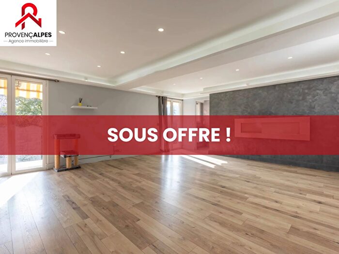 Appartement à vendre - La Trinité - 4 pièces - 3 chambres