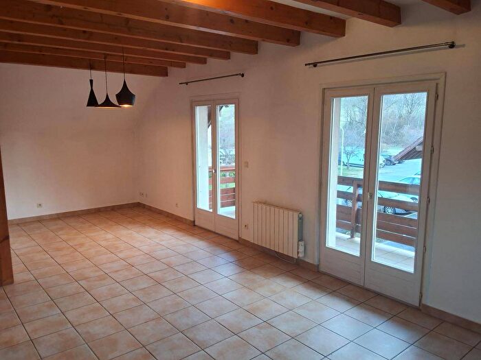 Appartement à louer - Cusy - 4 pièces - 3 chambres