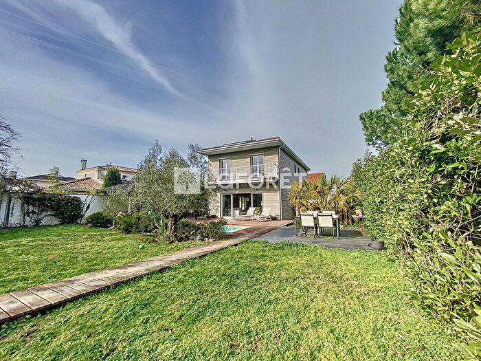 Maison à vendre - Pessac, Noës - 5 pièces - 3 chambres