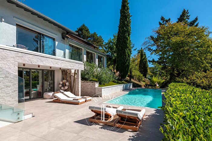 Maison 9 pièces à Limonest, à vendre