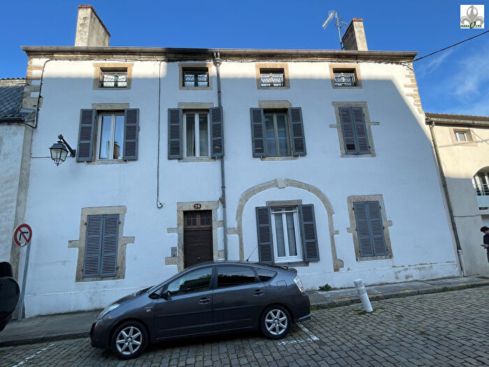 Appartement à vendre - Beaune, Centre-ville - 2 pièces - 1 chambre