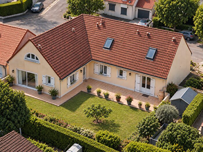 Maison 8 pièces à Sargé-lès-le-Mans, à vendre