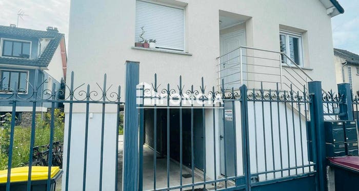 Appartement 1 pièce à Port Aviation, Viry-Châtillon, à louer