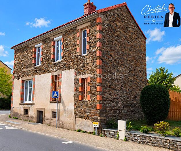 Maison 5 pièces à Chavagnes-en-Paillers, à vendre