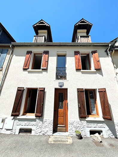 Maison à vendre - Saint-Mamet - 5 pièces - 4 chambres