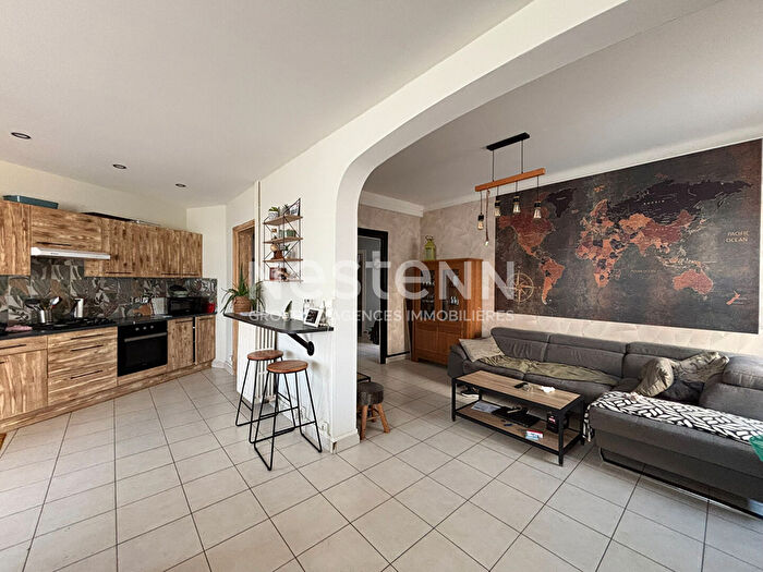 Maison à vendre - La Flèche, Bolerie, Sainte-Colombe, La Monnerie - 6 pièces - 4 chambres