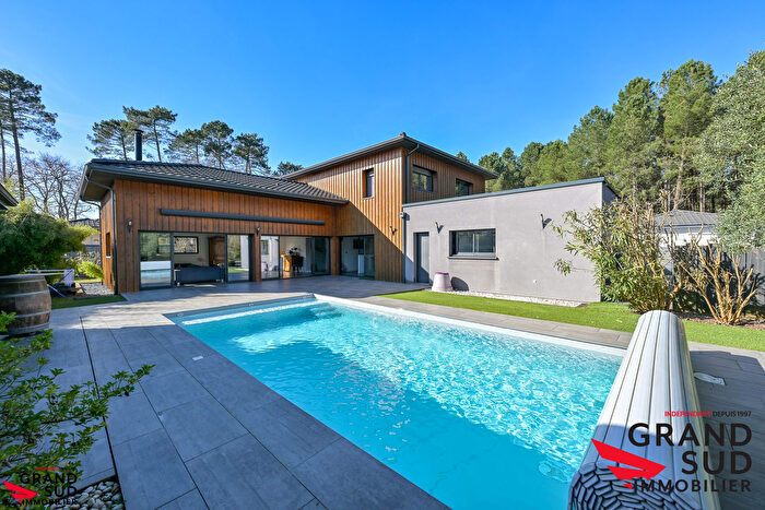 Maison à vendre - Léognan - 7 pièces - 4 chambres