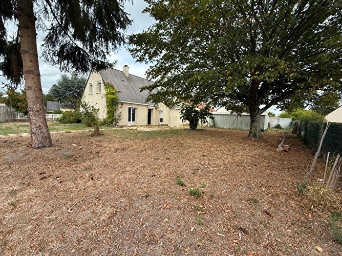 Parcé-sur-Sarthe : Maison 5 pièces à vendre