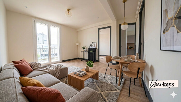 Appartement 3 pièces à vendre à Reims, Europe, Chemin Vert