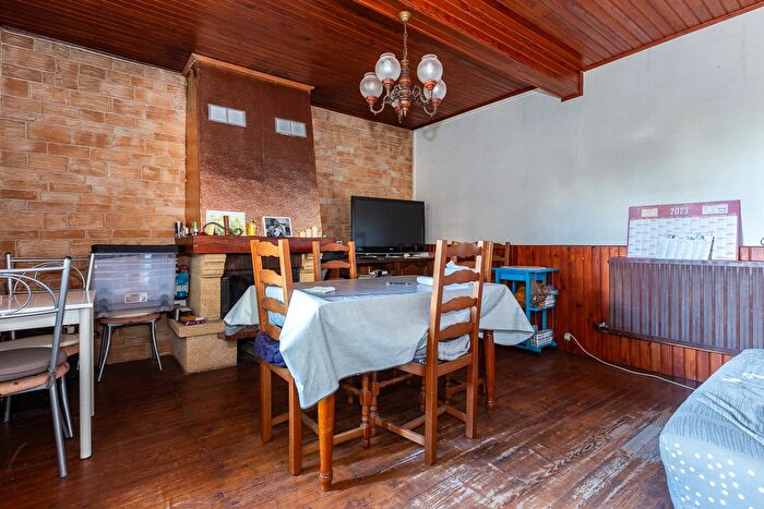 Maison à vendre - Vertrieu - 3 pièces - 2 chambres