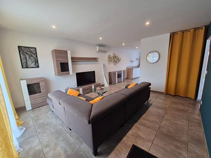 Maison à louer - Nord, Pia - 3 pièces - 2 chambres