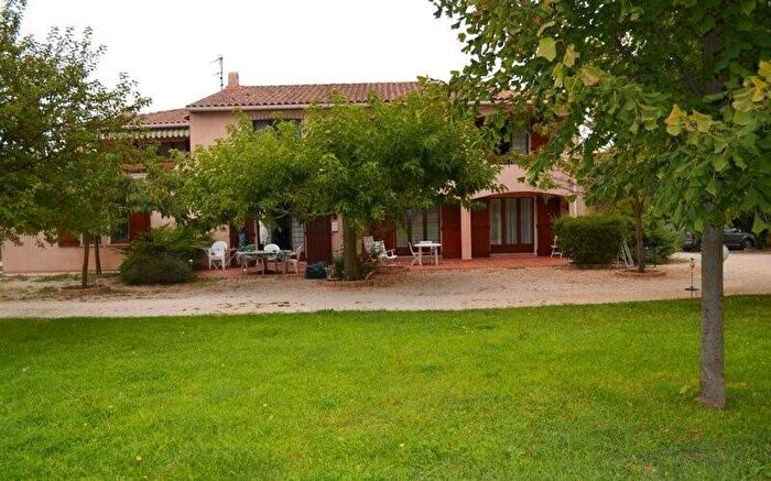 Appartement à louer - Roquefort-la-Bédoule - 2 pièces - 1 chambre