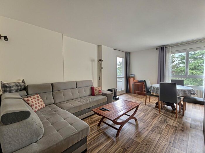 Boissy-Saint-Léger, De Gaulle : Appartement 3 pièces à vendre