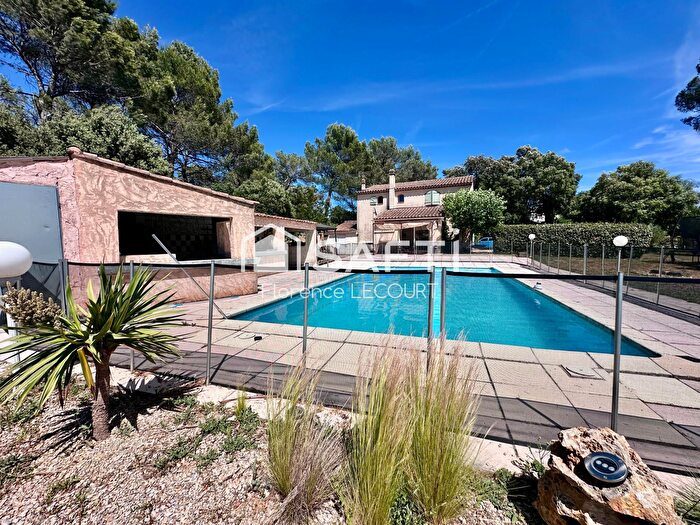 Maison 5 pièces à Brignoles, Centre-ville, Vieille ville, à vendre