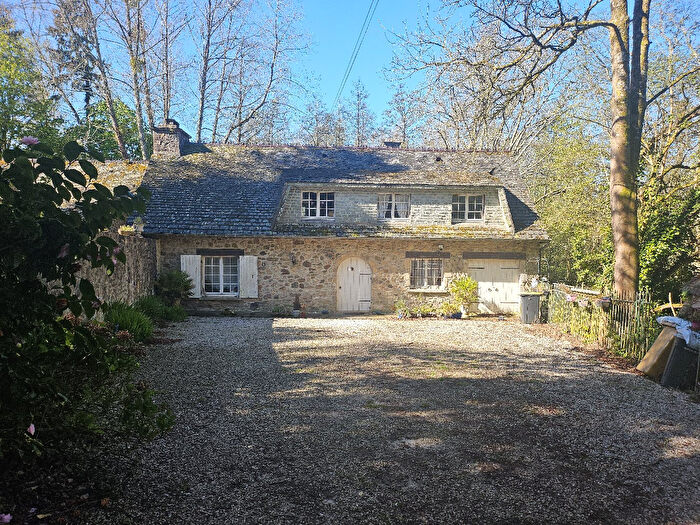 Maison à vendre - Saussemesnil - 7 pièces - 5 chambres
