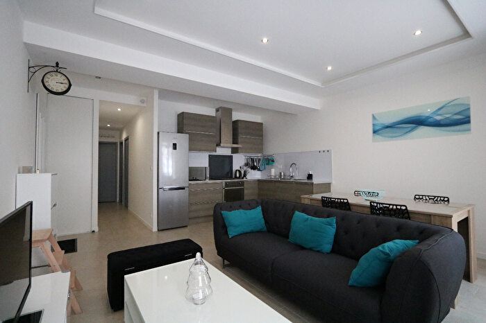 Appartement à louer - Orléans, Bannier, République - 3 pièces - 2 chambres