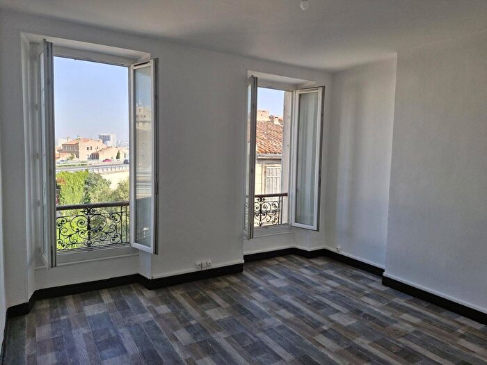 Saint Lazare, Marseille 3ème arrondissement : Appartement 3 pièces à louer